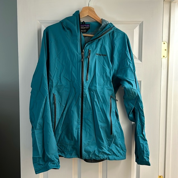Patagonia | Jackets & Coats | Mens Patagonia Lightweight Rain Shell ...
